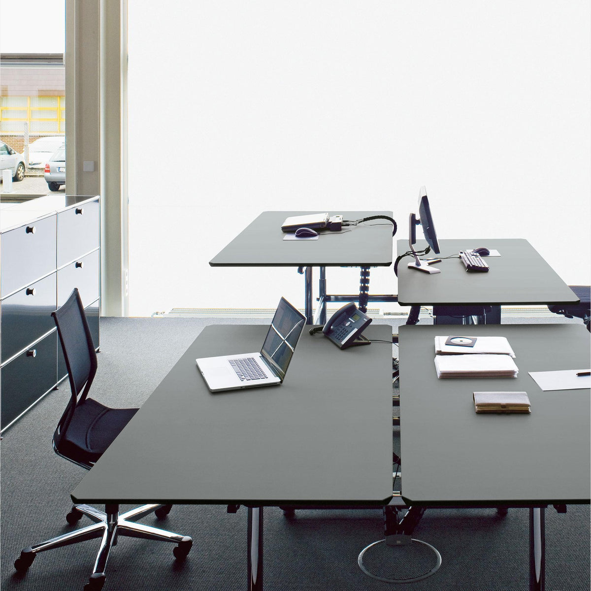USM Kitos M Office Table USM | Secretárias Paris:Sete